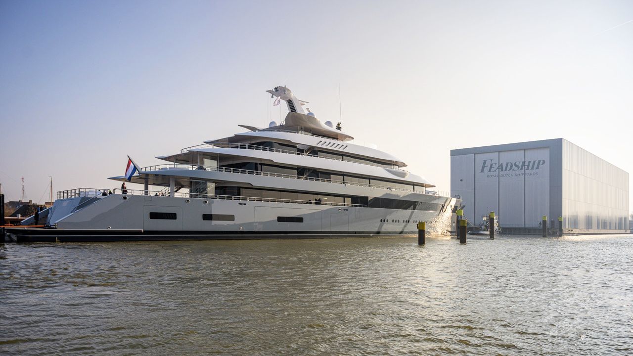 [New Pictures] Inside the launch of Feadship's 99.95m superyacht Moonrise